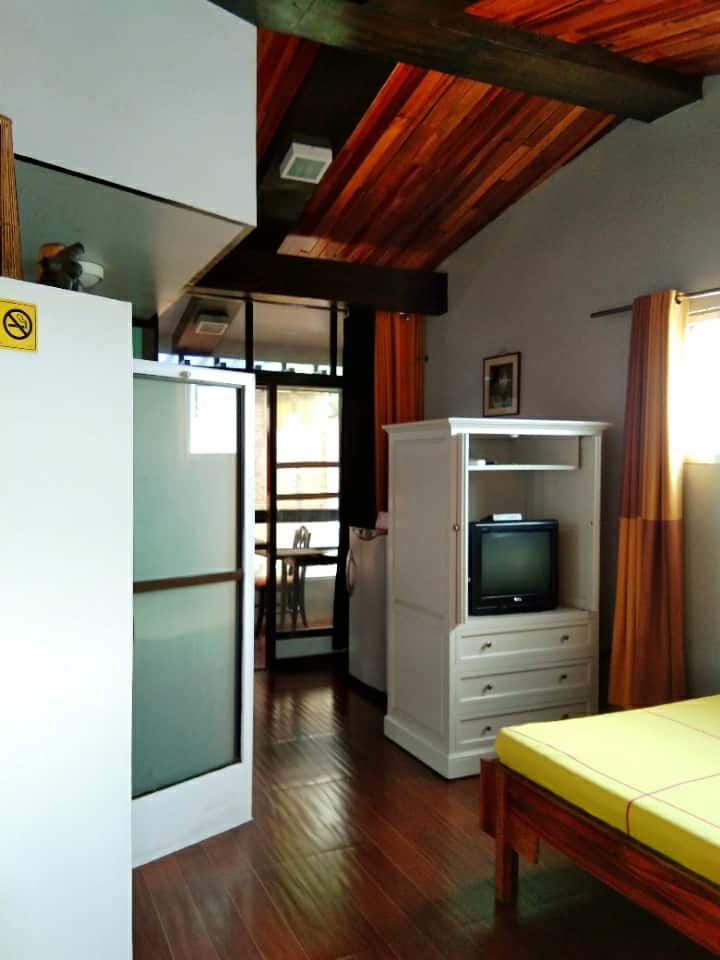 Studio Log Cabin Rooms Near Sm And Trinoma Mall - Malabón