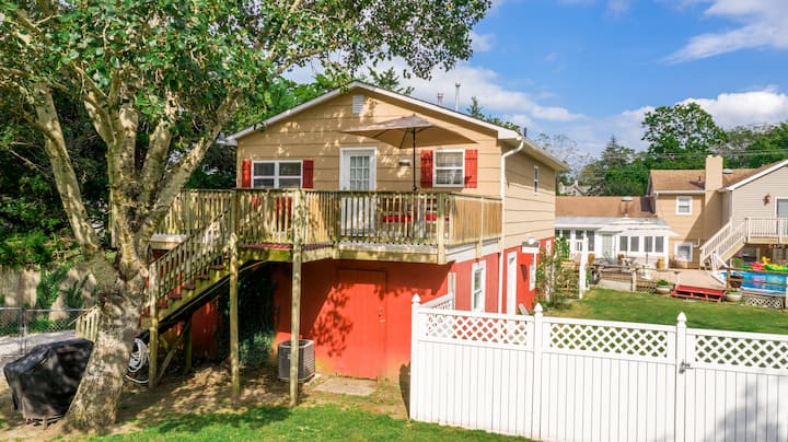 The Captain's Sea Cabin - Villas