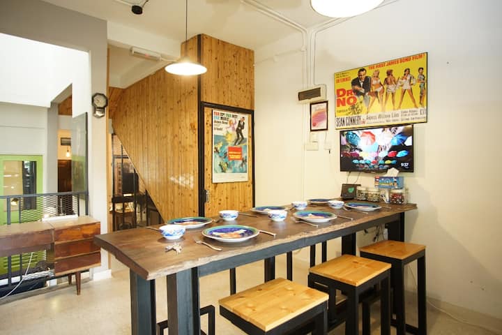 Knocknock 70s Home 5bdr Free Jonker Parking Garden - Malacca