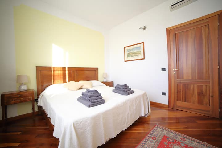 Verona Luxury Quadruple & Bathroom - Verona