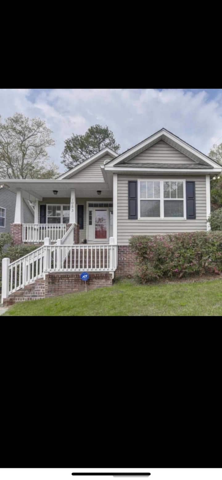 Beautiful Home In Charming Earlewood - Saint Andrews, SC