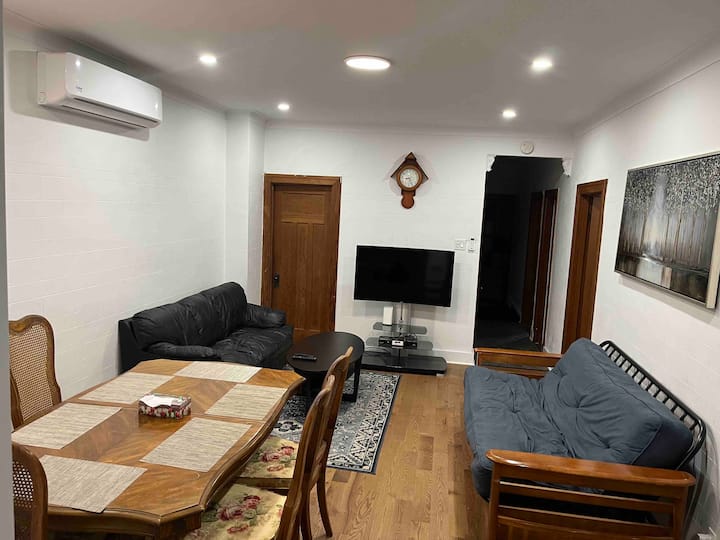 Lovely Appartement With  2 Huge Bedrooms Available - Montreal