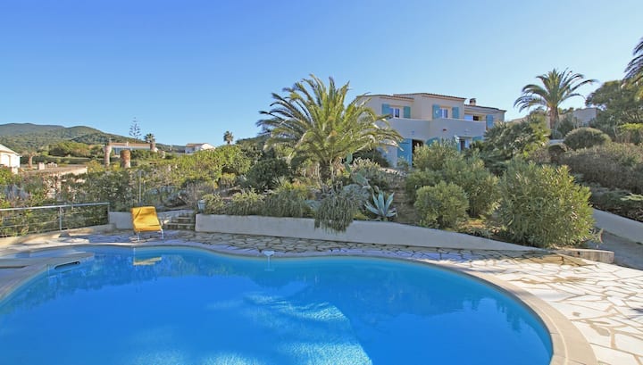 Villa Abbracciu 4* Avec Piscine Chauffée + Vue Mer - Ajaccio