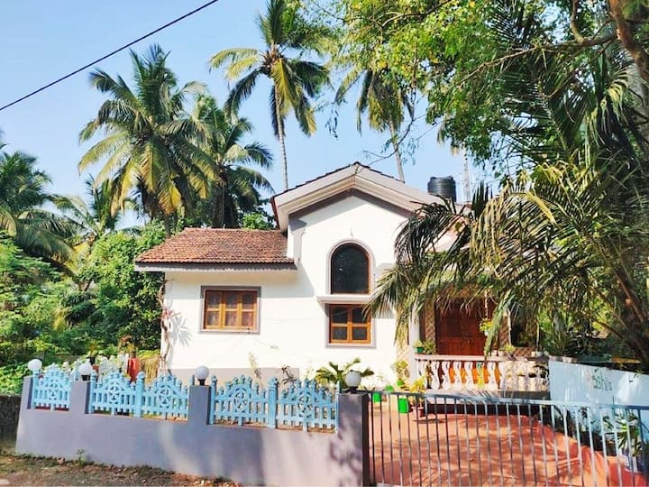 2 Bhk Ac Portuguese Garden Home Near Anjuna Beach - Anjuna