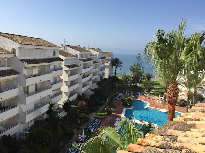 Apartament In Front Off The Beach - Marbella