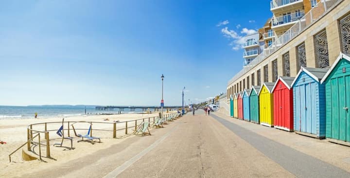 2 Bedroom Apt Near Beach With Underground Parking - Bournemouth