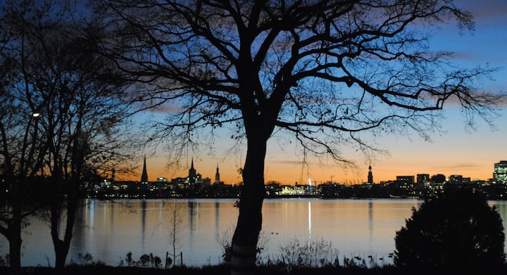 Guest Room At The Lake - Hamburg