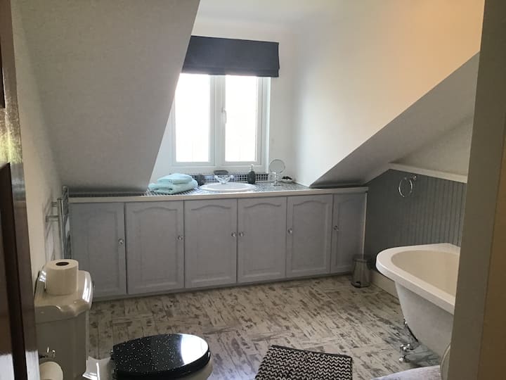 Private Home With 2 Double Bedrooms Own Bathrooms - Fareham