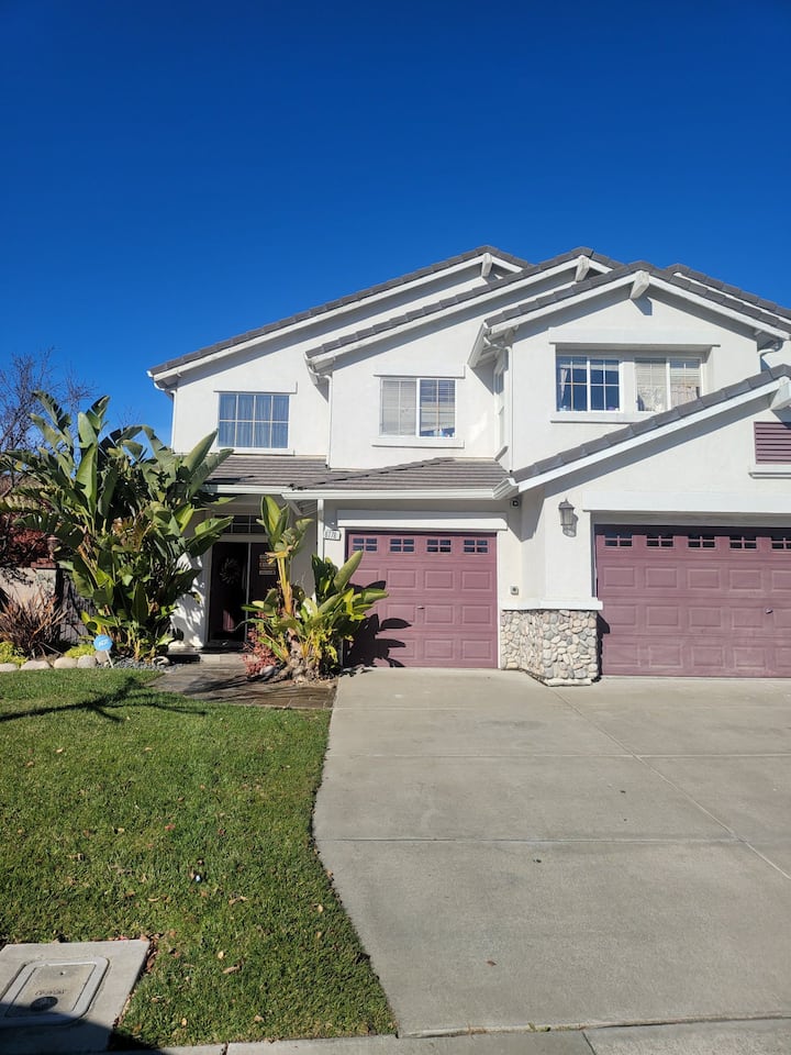 Welcome To Casa De King: Your Royal Retreat - Benicia, CA