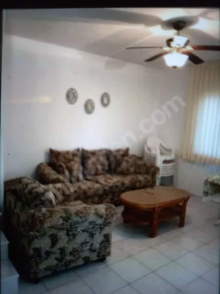 ÇEşmede Müstakil Kiralık Yazlık - Alaçatı