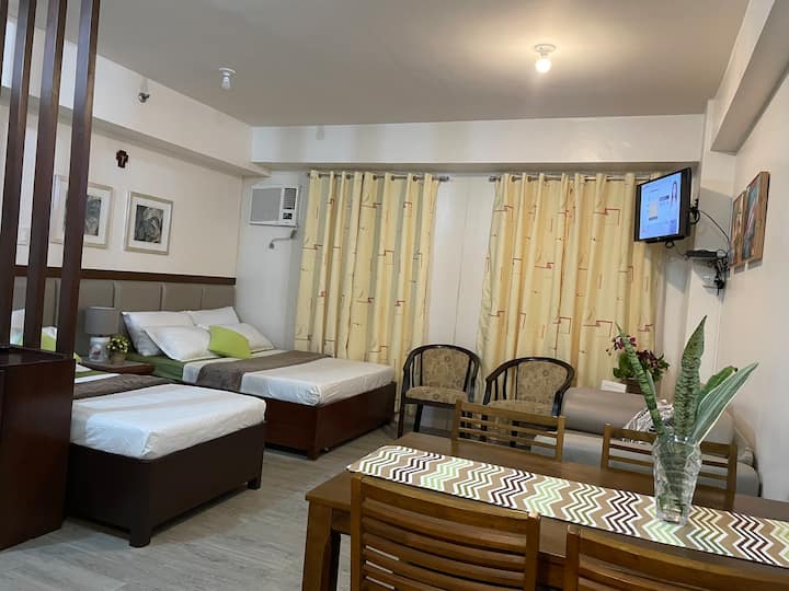 Cozy Studio Unit @ Amaia Steps Condo. ( 31 Sq.m.) - Bacolod
