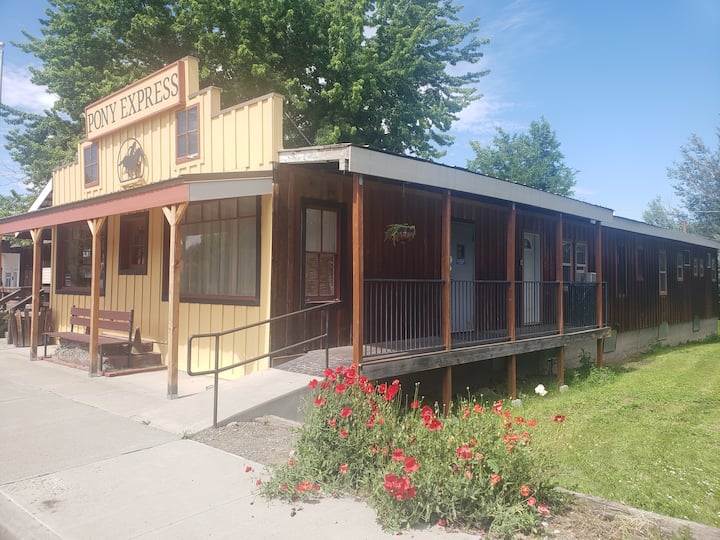 Pony Express Suite #4 - John Day Fossil Beds