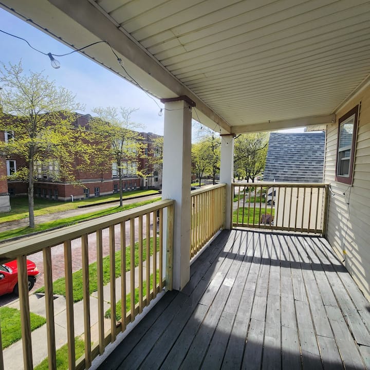 The Green Brick, Studio Apt - Three Rivers Festival