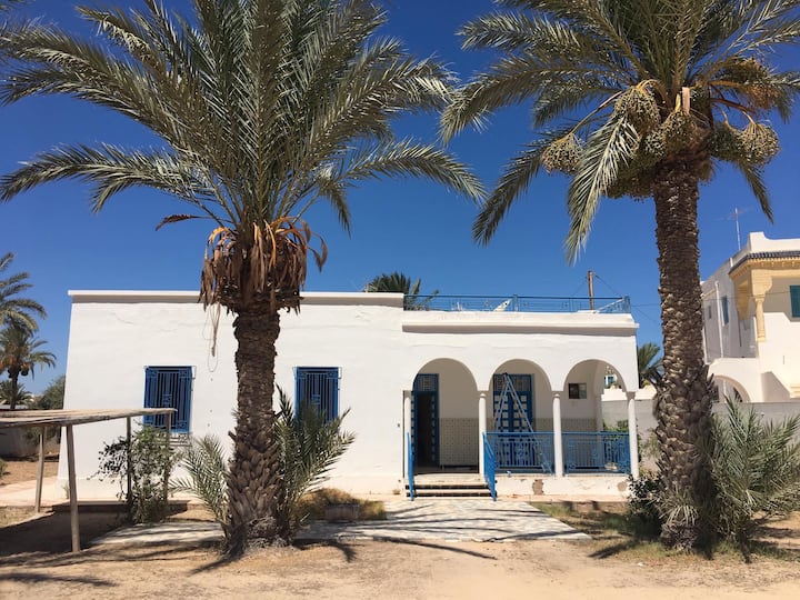 Une Maison Djerbienne - Tunisia