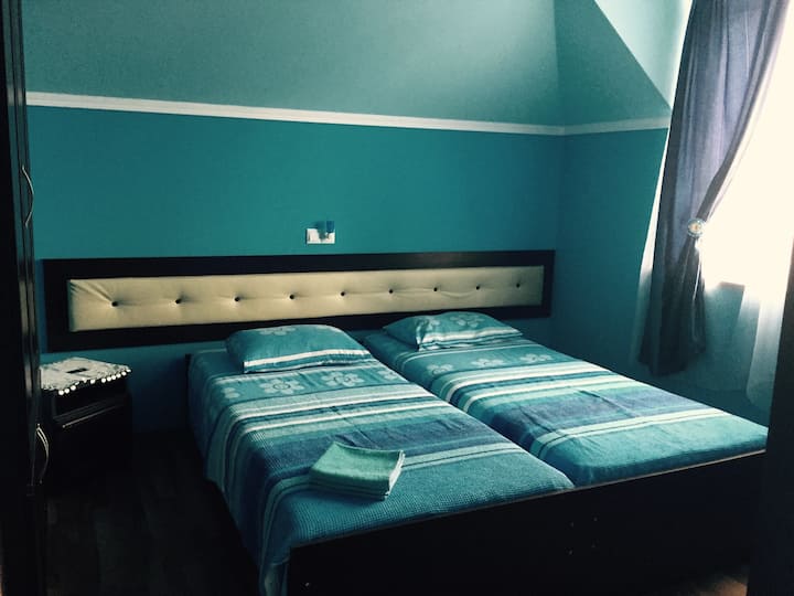 Отдыхайте на берегу чистого моря, в тишине - Hopa