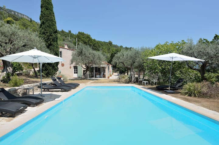 Romantique Villa Provençale - Montferrat