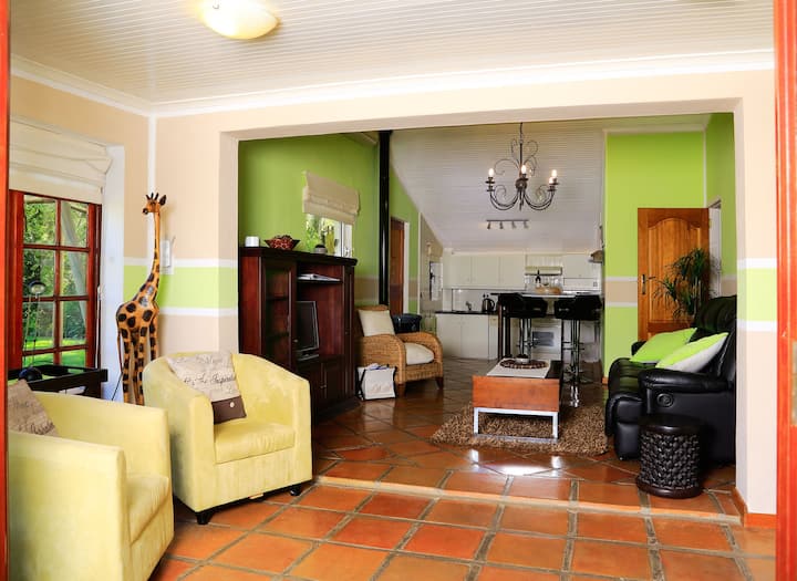 Double-unit Holiday Home @ Orange-ville Guesthouse - Kylemore