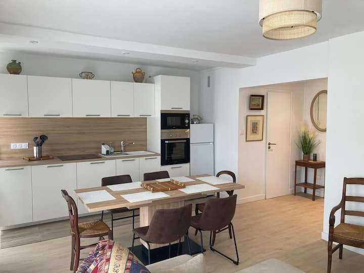 Appartement Lumineux à 10 Min à Pied Du Port - Île de Ré