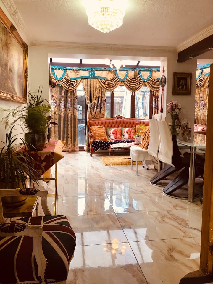 Central 4 Bedroom House With Garden Free Parking - London, UK