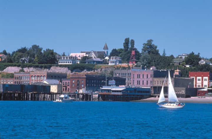 Charming Cottage - Port Townsend, WA