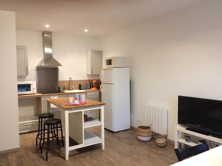 Appartement Pour 2 Personnes - Lhomme