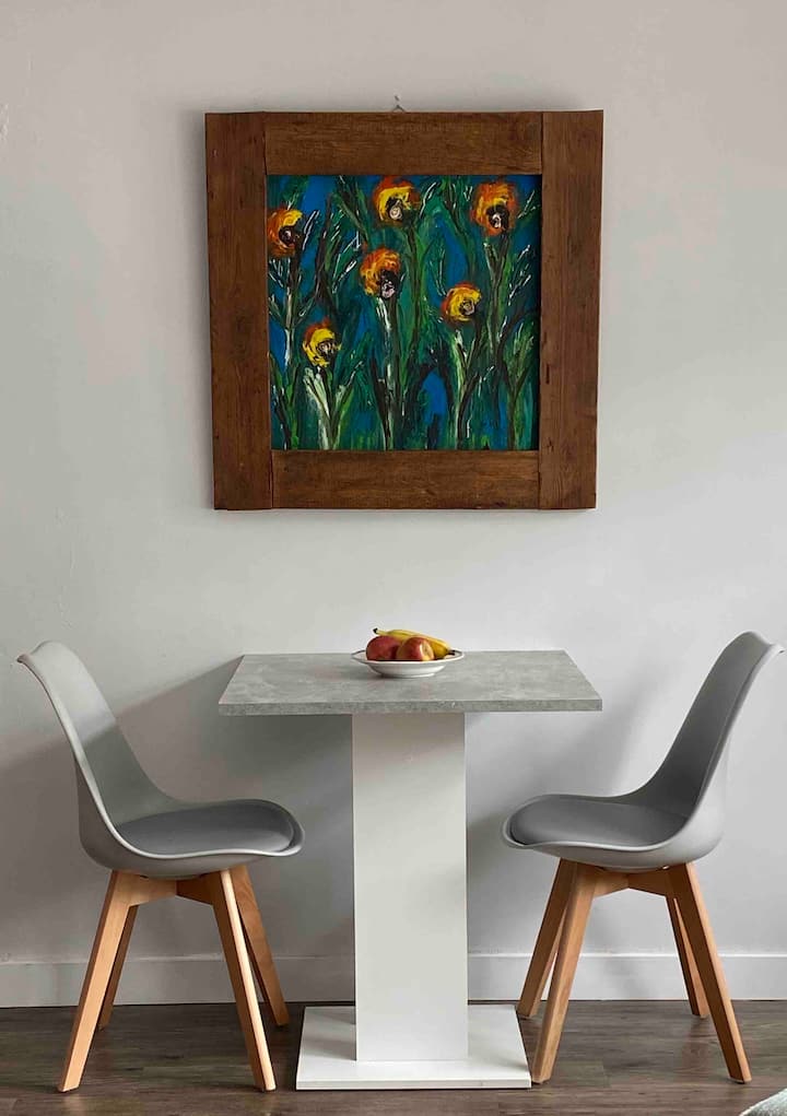 With Private Lounge, Benson - Wallingford