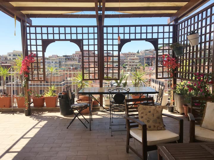 Superattico Trastevere Con Terrazza Esclusiva - Rome