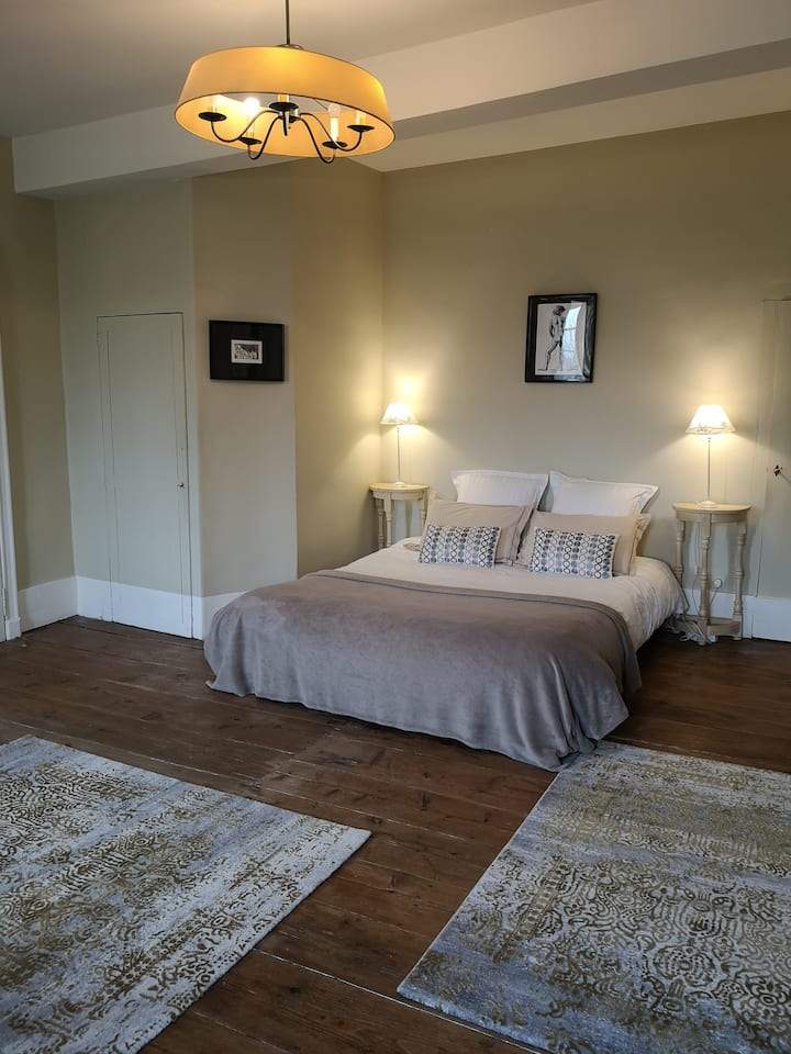 Chambre Beige - Revel