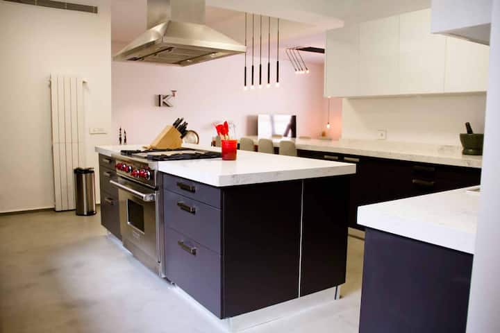 Stylish 150 Sqm 1 Bed In Hamra - Beirut