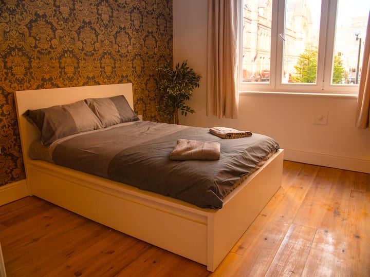 Luxury George's Street Apartment (City Centre) - Dublin