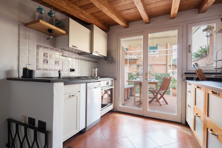 Lerici, Zona Peatonal, Terraza En La Azotea, A 80 Metros Del Mar, Wifi, Compras A Pie - Lerici