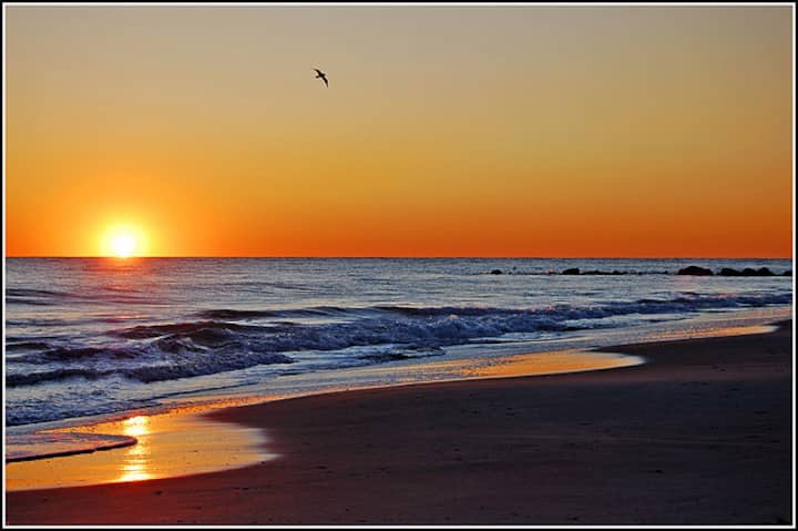 Beautiful Beach Getaway! - Long Beach, NY