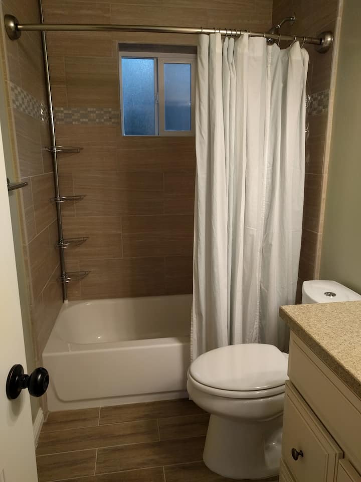 Serene Retreat: Remodeled Home Near Everything - Monterey, CA