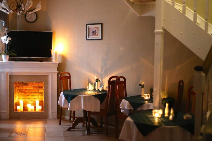 Уютные двухуровневые апартаменты на Пушкинской 10 - Saint Petersburg