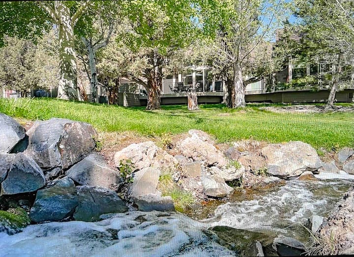 Creekside Oasis - Eagle Crest, OR