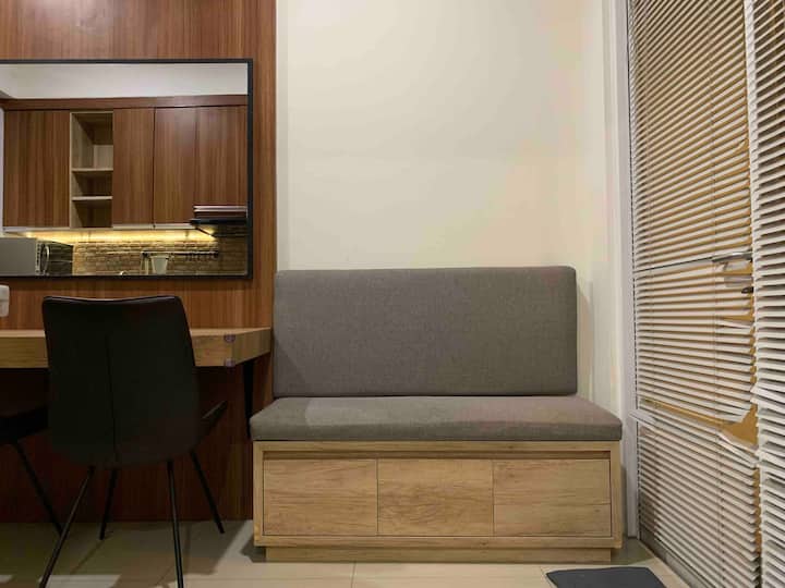 2-bedroom Modern Contemporary Apartment - Jakarta