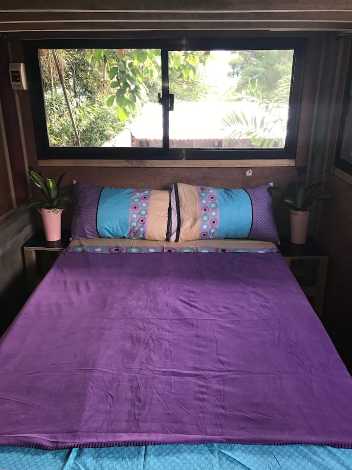 Nano Feriejo Hutroom ...Cozy And You'll Love It... - Cavite City