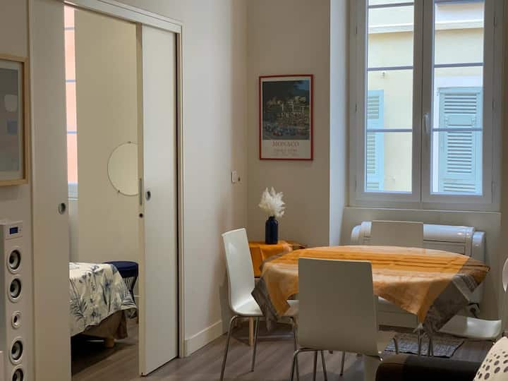 Charmant 2 Pièces Climatisé Au Cœur Du Vieux Nice - Niza