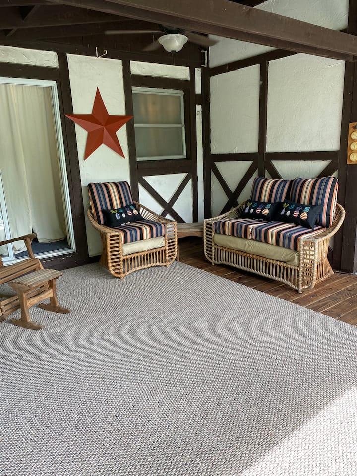 Flip Flop Cottage - Melbourne Beach, FL