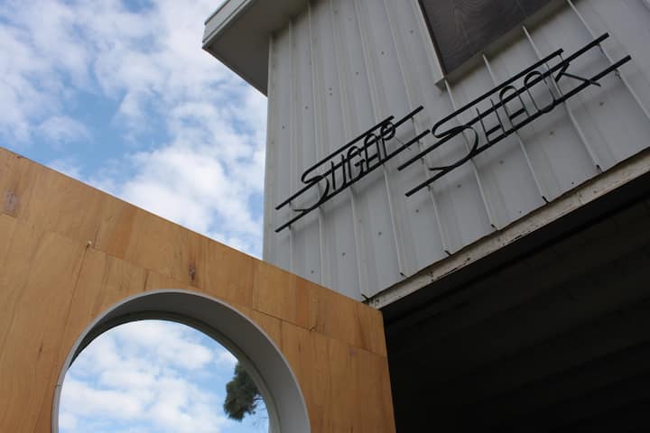 Sugar Shack - A Beach House With A Difference - Victoria