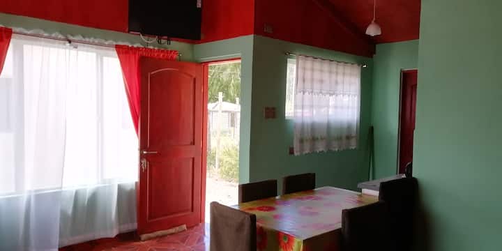 Cómoda Cabaña + Estacionamiento - Aysén