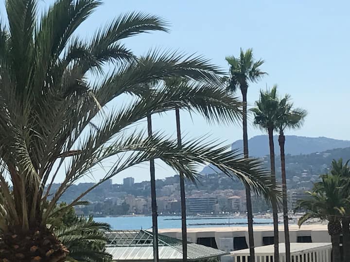 Le Petit Bateau - Ibis Styles Menton Centre