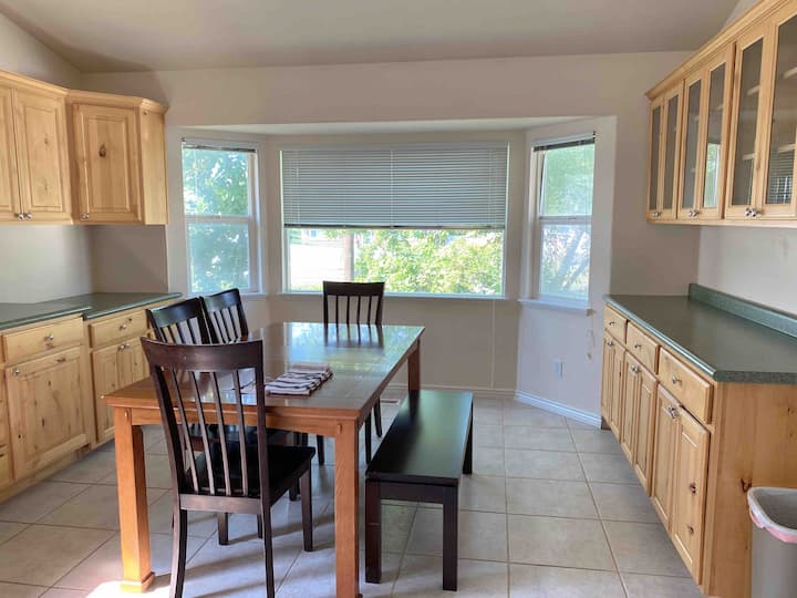 Center Of All,cheerful 3 Bedrooms Residential Home - Salt Lake City, UT