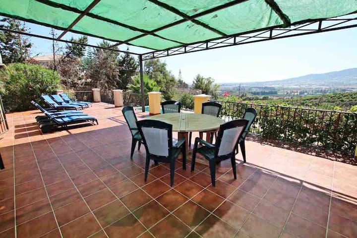 Villa Independiente Con Piscina Privada - Torremolinos