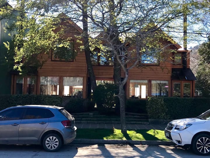 Cabaña Sobre El Lago Lacar 2bdr - San Martin de los Andes