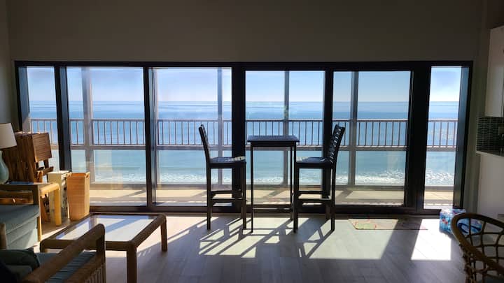 North Wildwood Beachfront | Sleeps 13 | Ocean View - Stone Harbor, NJ