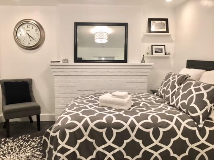 Lovely Studio - Walk To Amtrak/ H St Ne/gallaudet - Washington Navy Yard, DC