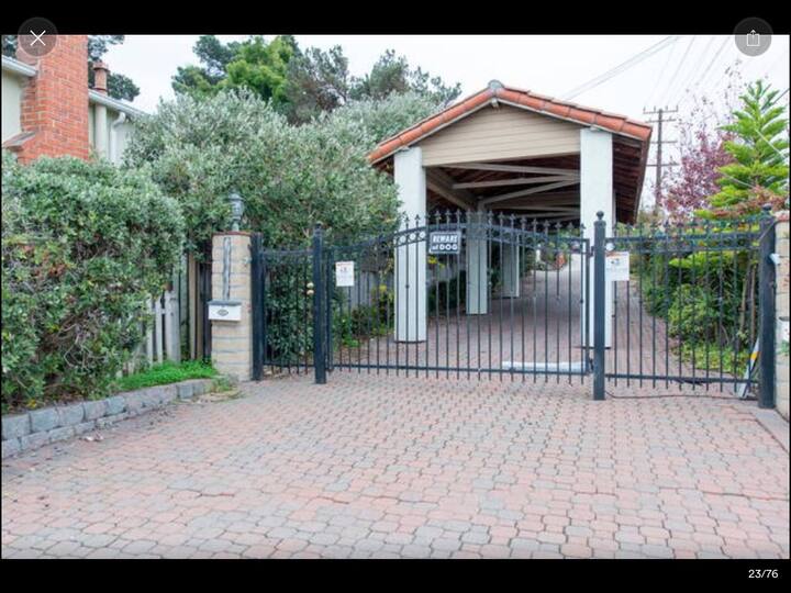 Gated Fenced Like A Mansion, Walk To Everything - Berkeley, CA