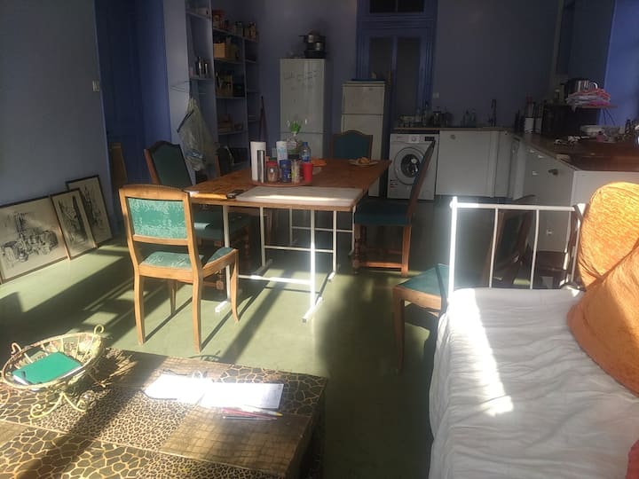 Petite Chambre Blanche Au 2eme éTage - Voiron