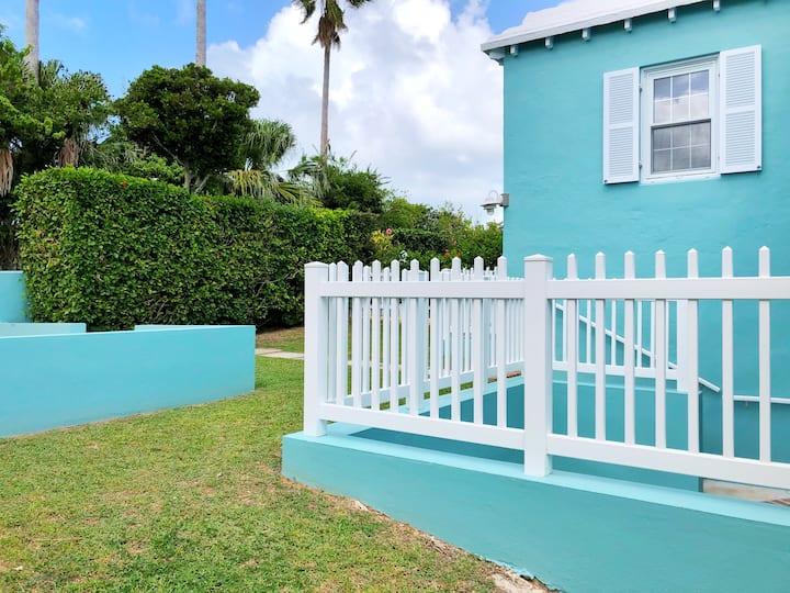 Centrally Located 2bed Apartment Near Beaches - Bermuda